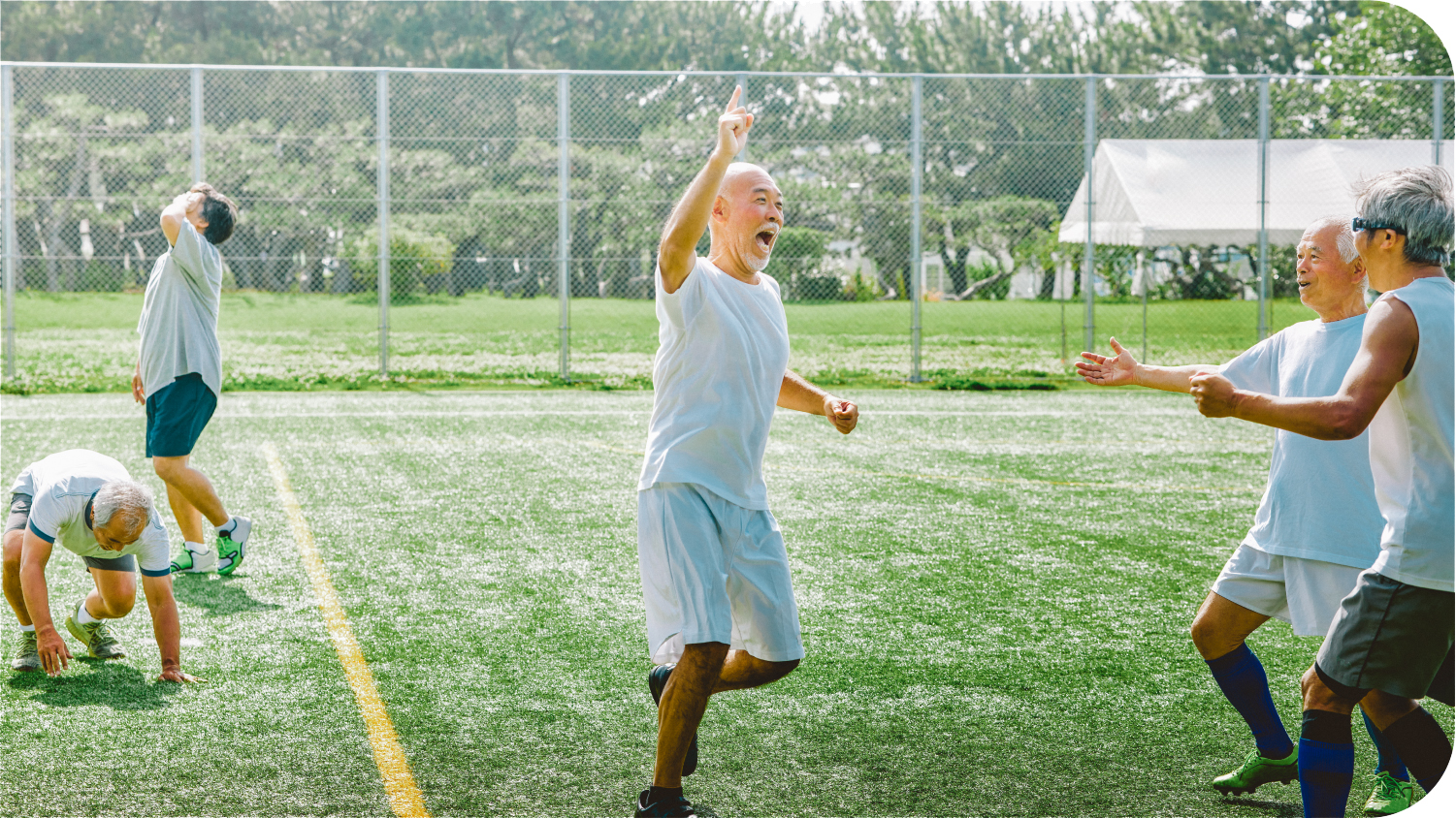 人生100年時代、シニアの変化がダイレクトビジネスを変える!｜COCAMP 顧客と共創するDAIKOのマーケティングポータル